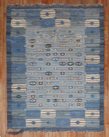 rugrabbit.com | Antique Rugs and Carpets | Asian Art | Tribal Art ...