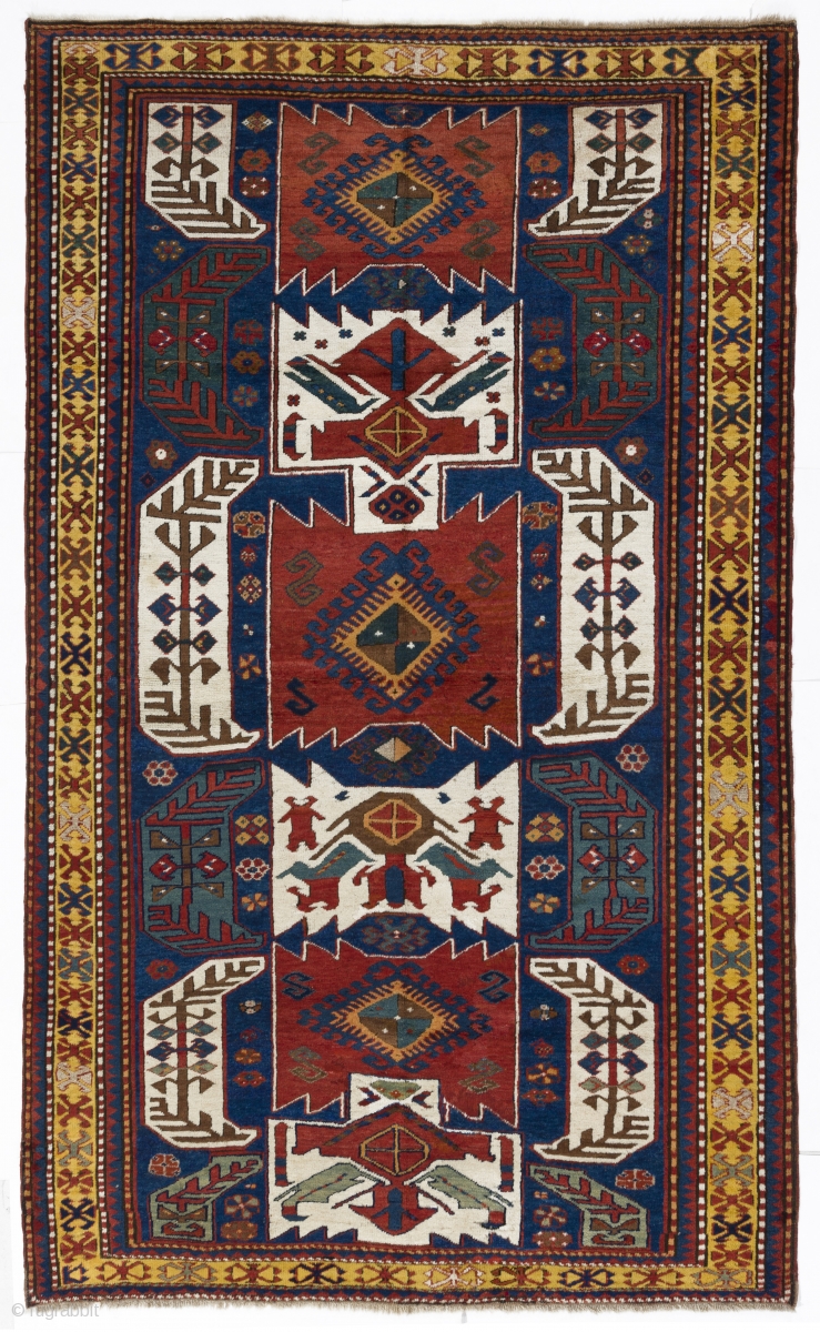 KASIM USHAK Rug, 5'4" x 9' (162x270 cm), ca 1900 | rugrabbit.com