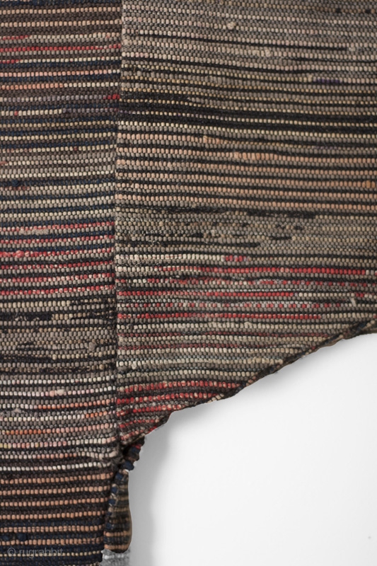 This is a handsome work jacket made entirely of sakiori in earthy and ...