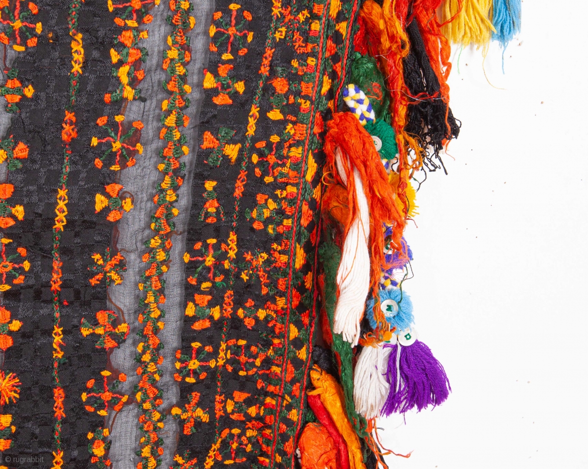 Siwa Wedding Shawl from Egypt 79 x 128 cm / 31 x 50 inches | rugrabbit.com