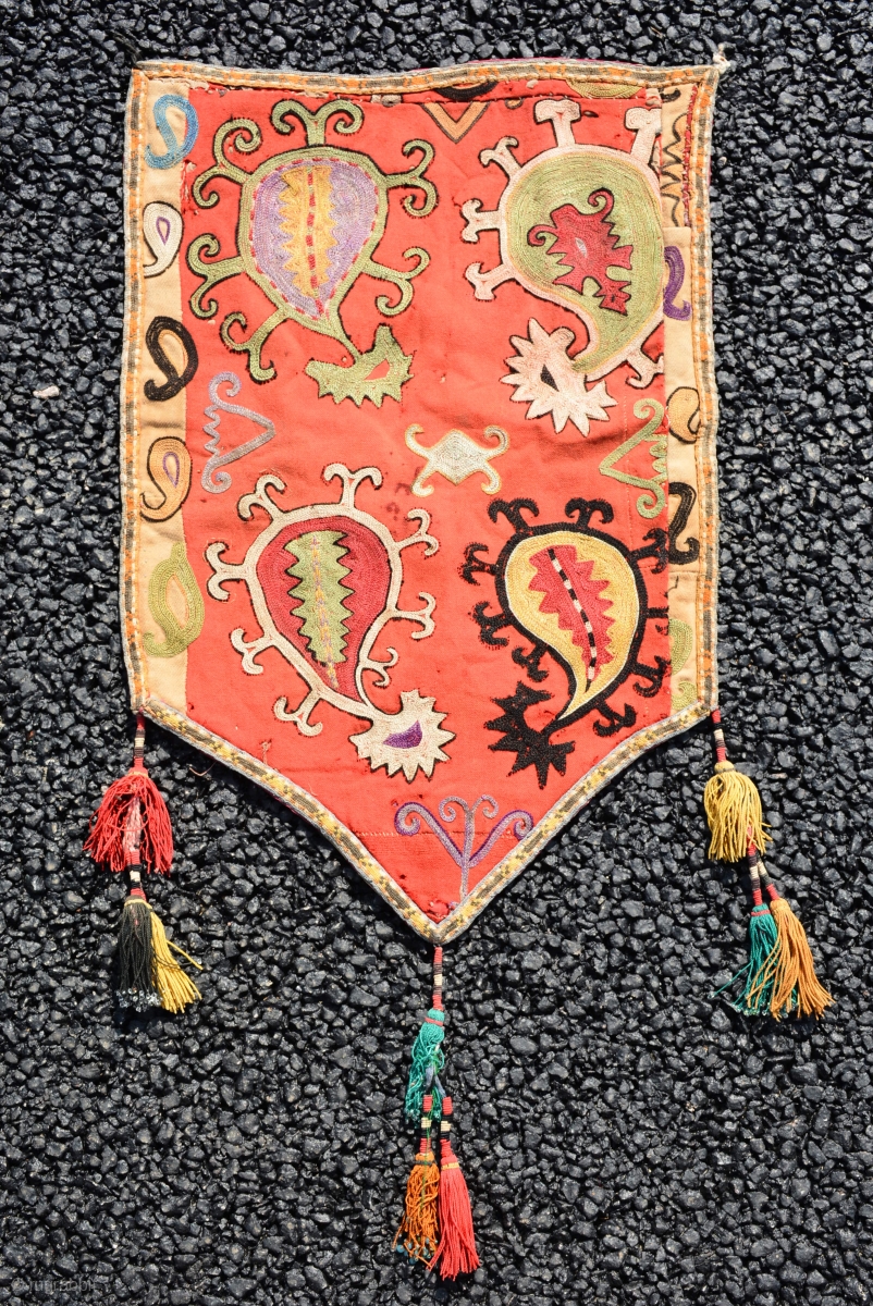 Lakai Age is 1890 to 1910, size is 53 x 35 cm | rugrabbit.com